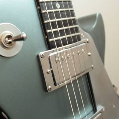Gibson Les Paul 2004 Frost Blue Baritone | Reverb