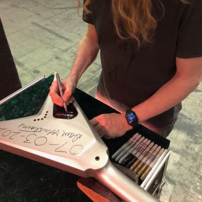 Dean VMNT Flying V ex DAVE MUSTAINE MEGADETH 2000 Silver | Reverb