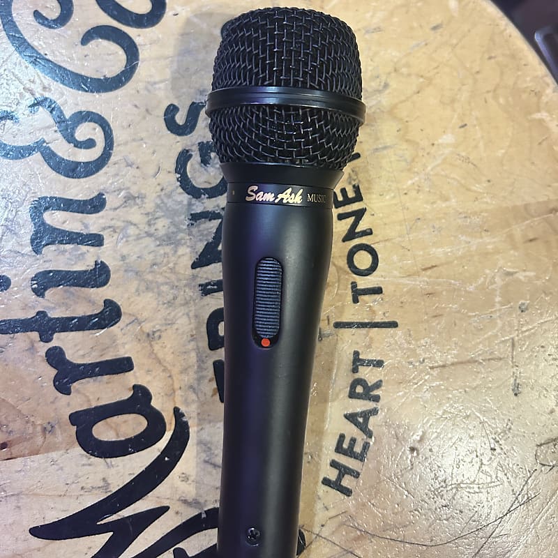 Sam Ash SA-2000 Dynamic Cardioid Mic | Reverb