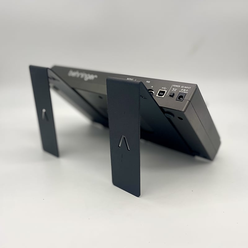 9" Desktop Synth & DJ Mixer Stand | Reverb