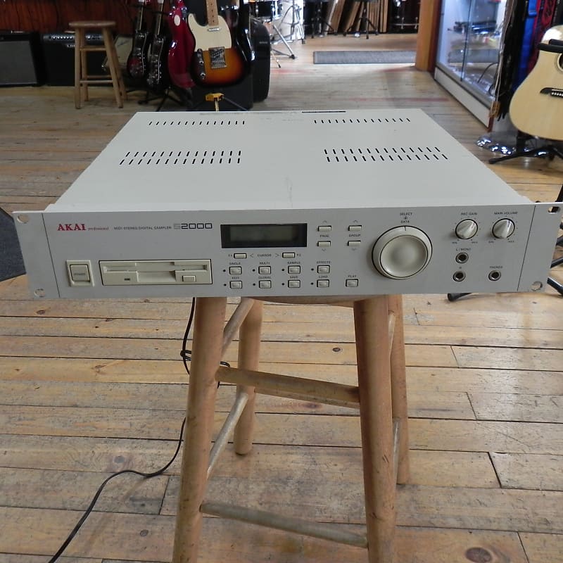 Akai S2000 Midi Stereo Digital Sampler | Reverb