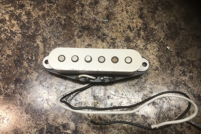 Golden Age Fender Stratocaster pickup - Cream | Reverb