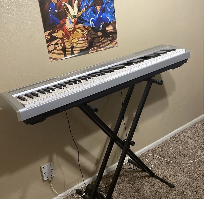 Yamaha P-95 Silver | Reverb