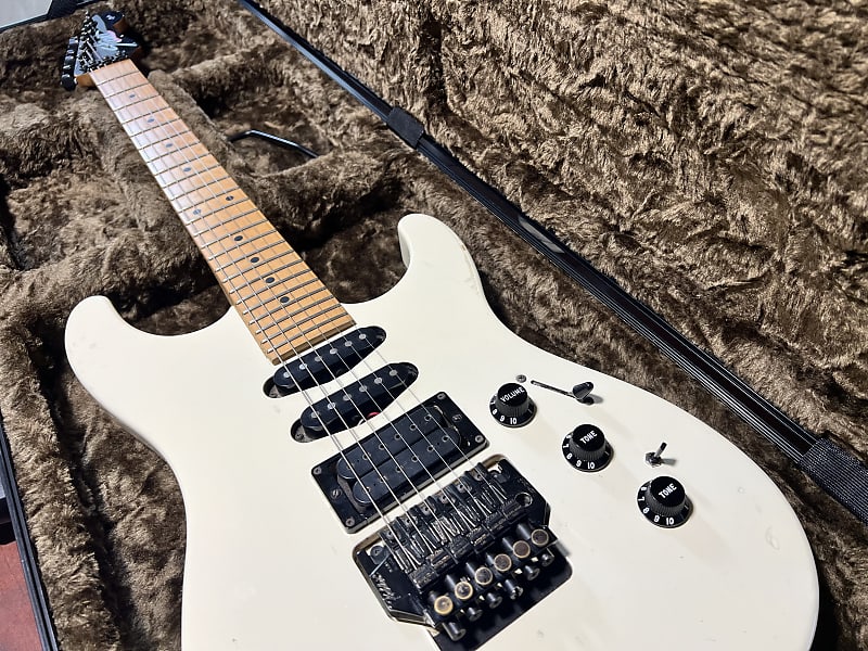 Fender HM Strat (Heavy Metal Stratocaster) 1988 | Reverb
