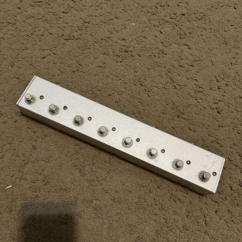 Road Rage 6 Loop Bypass Switcher with Tuner Mute and Master | Reverb