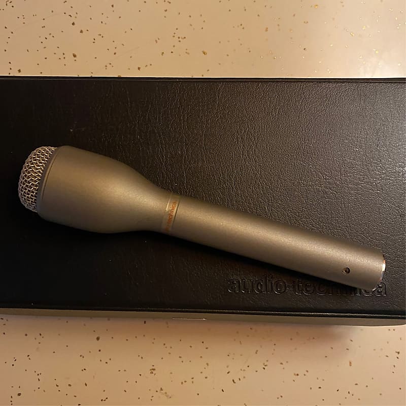 Audio Technica AT802 Omnidirectional Dynamic Microphone | Reverb