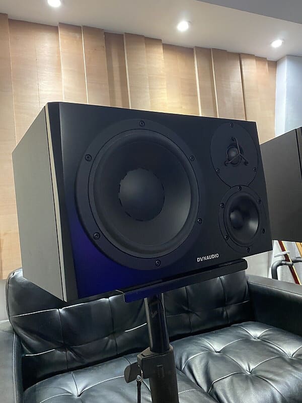 Dynaudio LYD 48 3-Way Active Studio Monitor Pair 2022 Black | Reverb