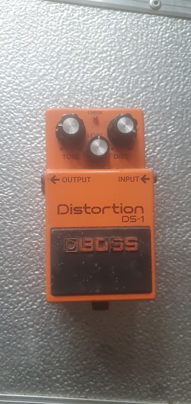 Boss DS-1 Distortion (Silver Label) 1994 - Present - Orange | Reverb