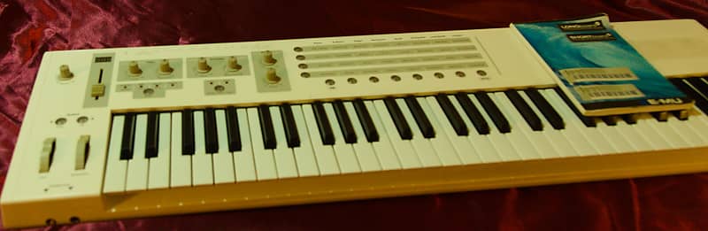 E-MU Systems Longboard 61 2010 - White | Reverb