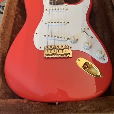 Fender Custom Shop Stratocaster 2000 Fiesta Red / Gold | Reverb