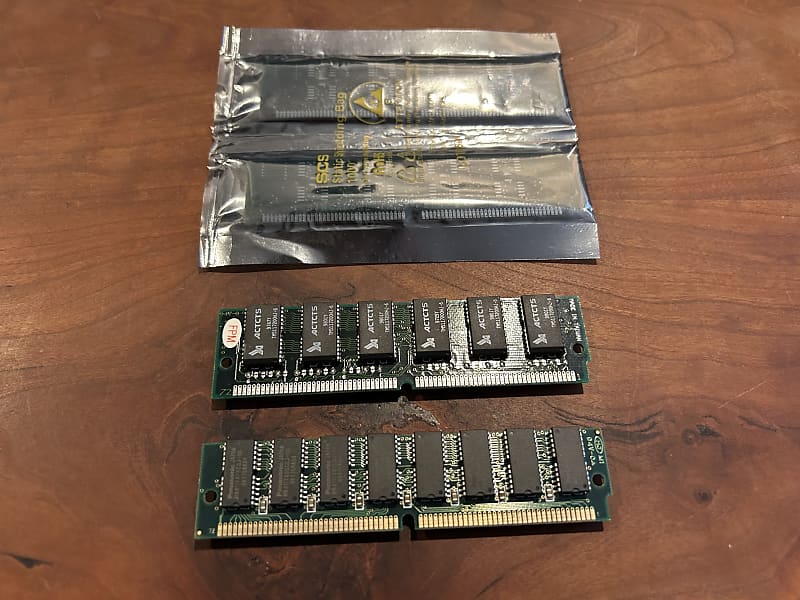 32MB (2x16MB) Memory Modules for Akai S3000XL | Reverb UK