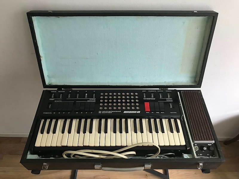 Faemi M - Soviet Analog Synth | Reverb