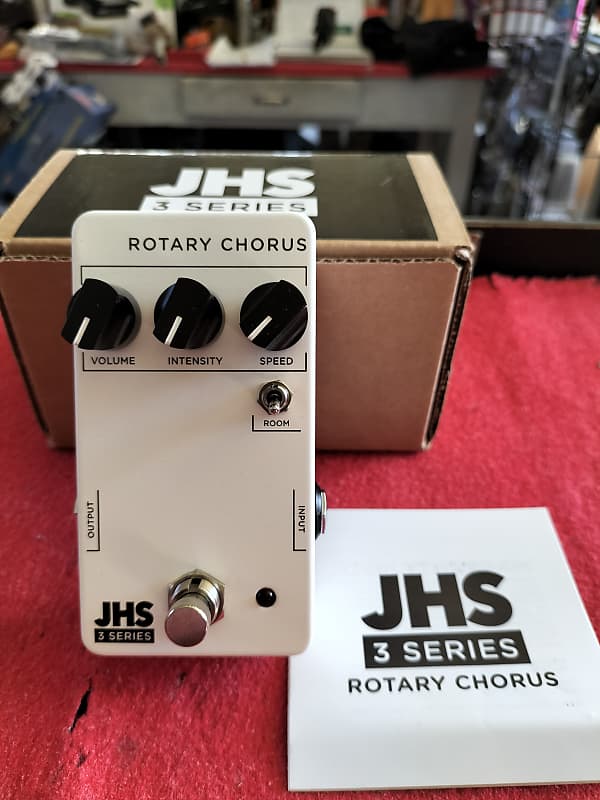 JHS 3 Series Rotary Chorus | Reverb