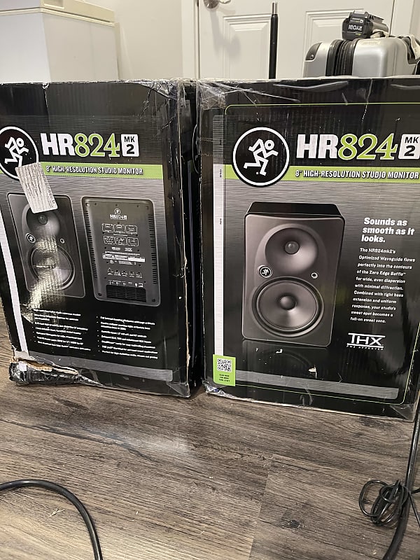 Mackie HR824 MK2 8.75" Active Studio Monitors (Pair) 2007 - | Reverb