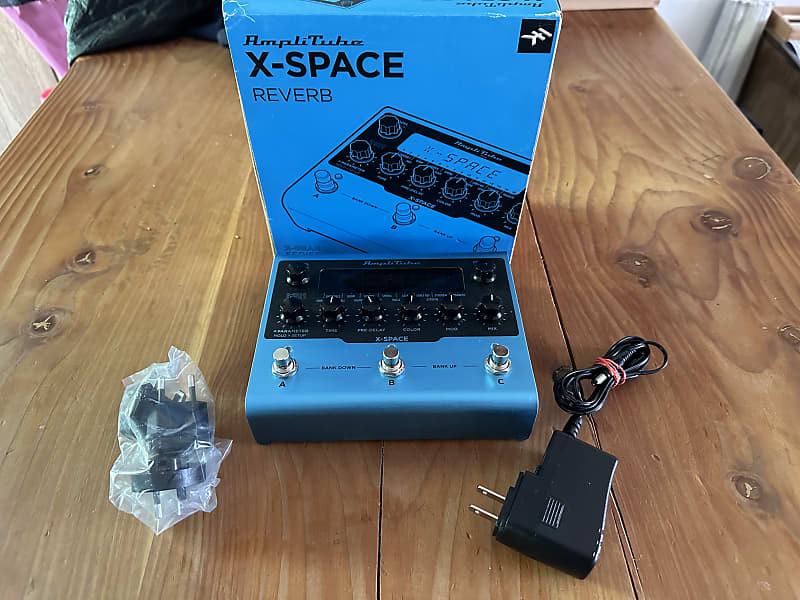 IK Multimedia X-Space Stereo Reverb Effects Processor & Audio | Reverb