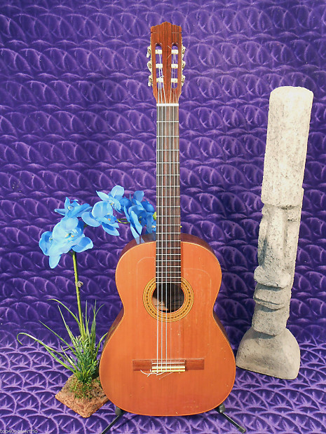 Yairi Model 800 Classical Guitar w / OHSC Vintage 1972 | Reverb