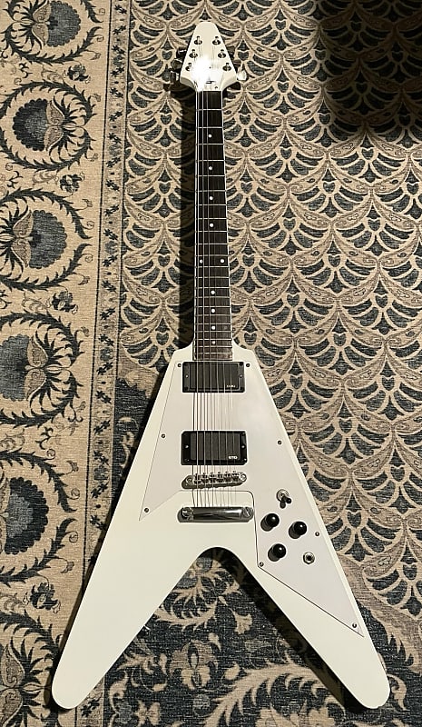 Chibson Flying V - White loaded with goodies! Gibson copy | Reverb