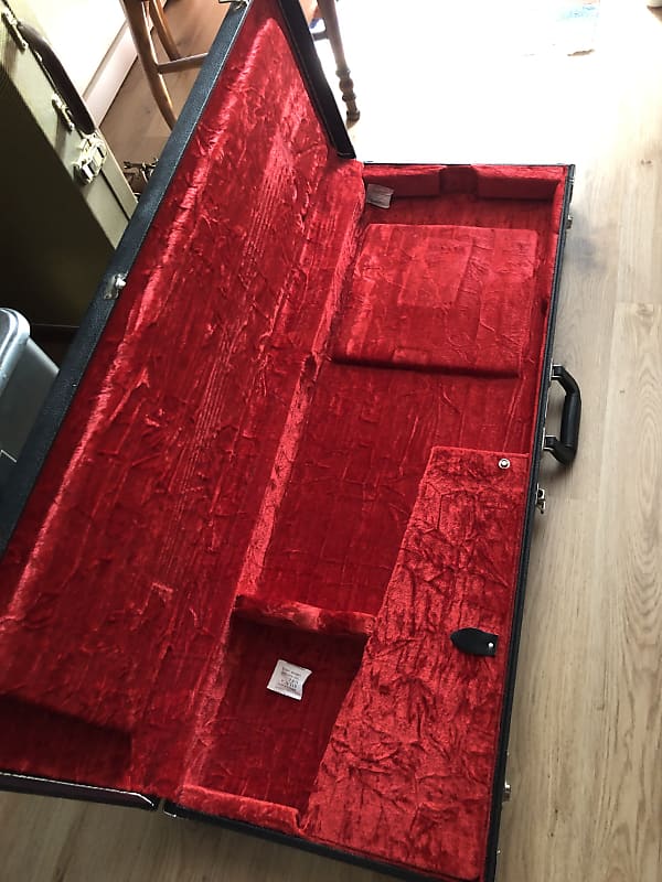 Fender guitar case in black for Telecaster | Reverb