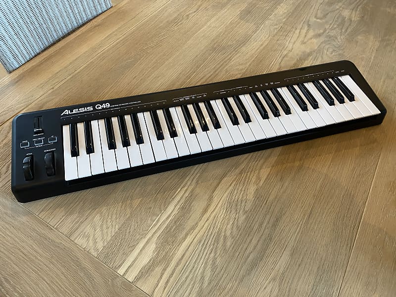 Alesis Q49 Controller Keyboard | Reverb