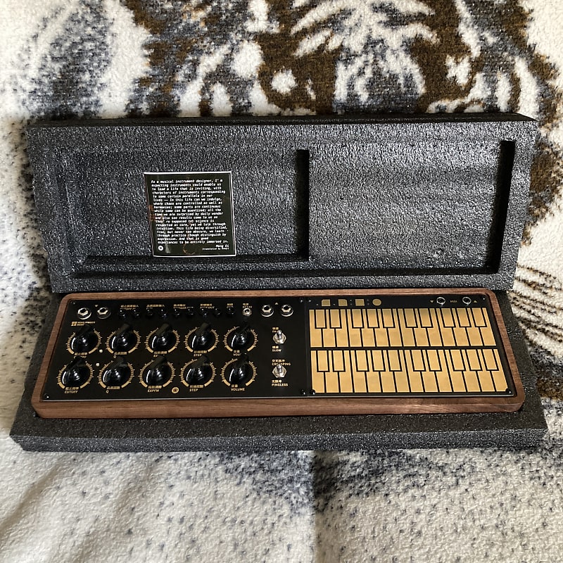 Meng Qi Wing Pinger (Banana Version) electronic music | Reverb