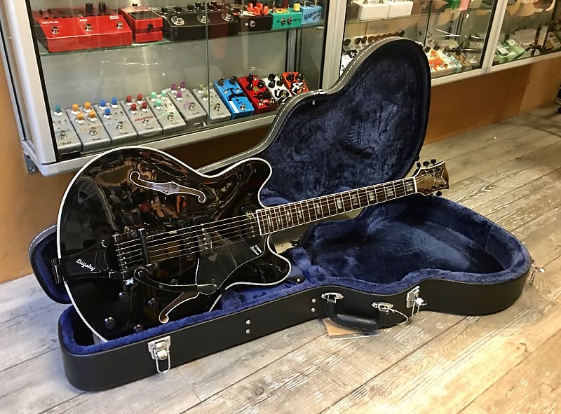 Vox Bobcat V90B with Bigsby Jet Black | Reverb