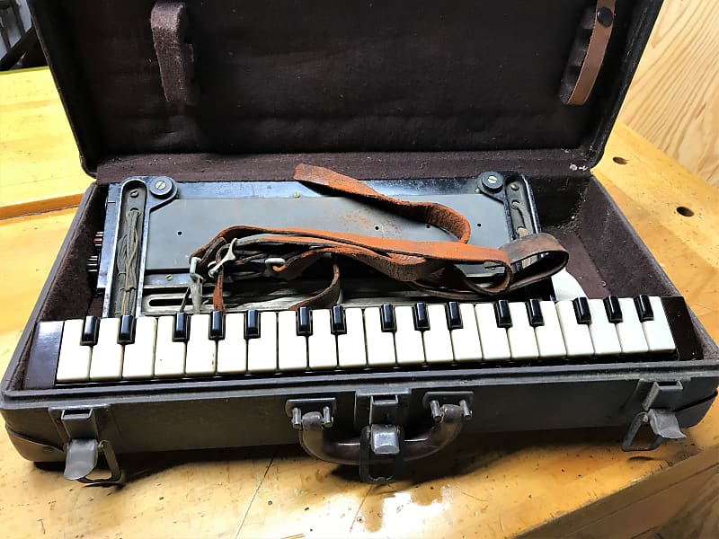 Hammond Solovox mini-organ in complete but non-working | Reverb