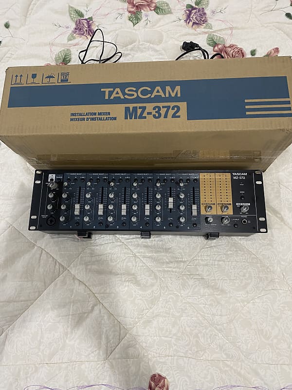 TASCAM MZ-372 7 CHANNEL RACK MOUNT MIXER 2020 - Black | Reverb