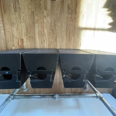 Mackie HDA (Each) line array system | Reverb