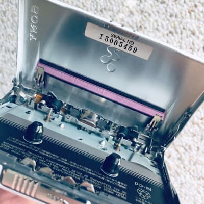 Sony WM-EX910 Walkman with Remote, Rare White ! Working ! | Reverb UK