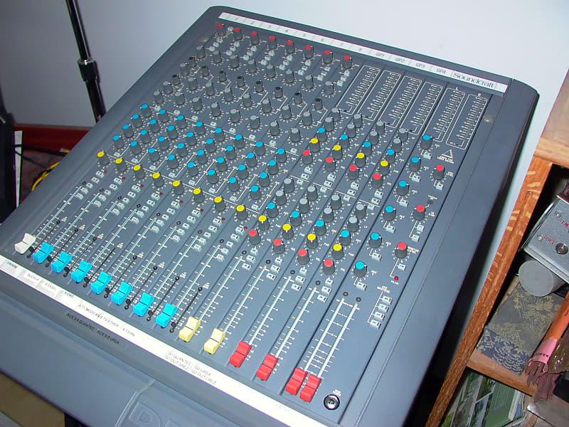 Soundcraft Delta 200 AVE 15 channel | Reverb