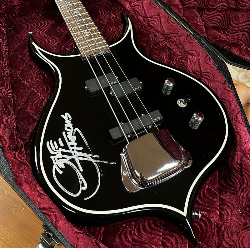 Gene Simmons Punisher Bass Signed | Reverb