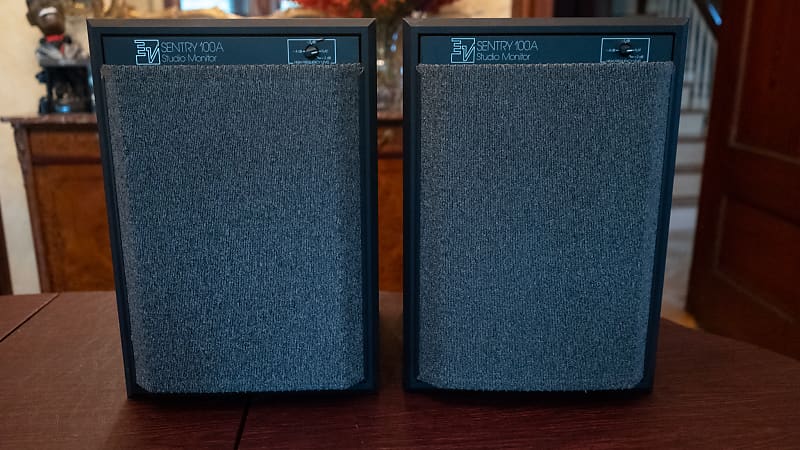 EV Sentry 100A Studio Reference Monitors | Reverb