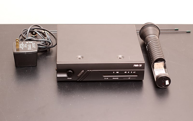 Telex FMR-70 Wireless Microphone System with Handheld | Reverb