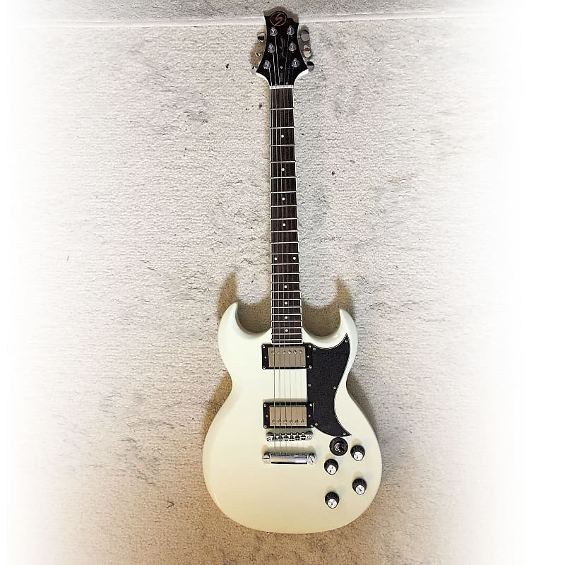 Samick Doublecut clone w/ Gibson pickups and Grover tuning | Reverb UK