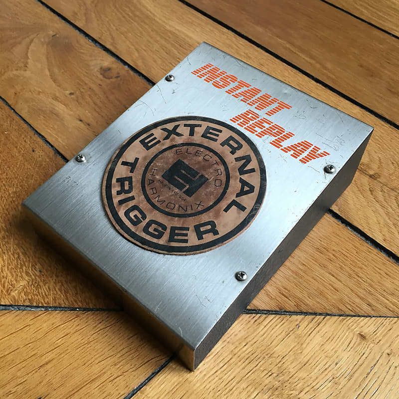 Electro-Harmonix Instant Replay External Trigger | Reverb