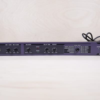 Roland RVE-800 Stereo Digital Delay 100V Rack Unit | Reverb