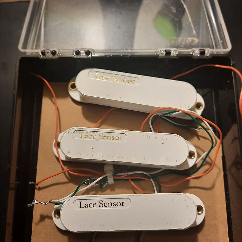 Lace Sensors Gold 2017 Cream/gold | Reverb