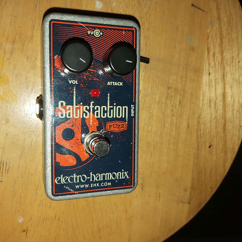Electro-Harmonix Satisfaction Fuzz Clipping & Bass Cap Mod | Reverb
