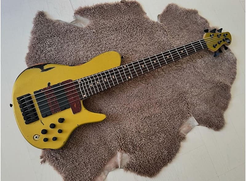 Mattisson Series IV 33” scale, 17.5mm spacing 6 strings | Reverb UK