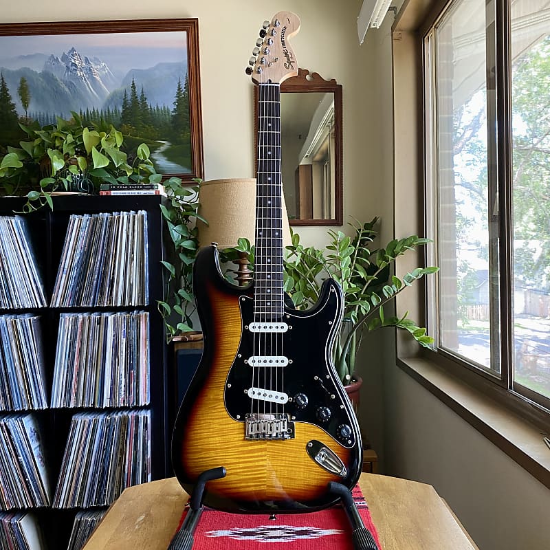 Squier Standard Series Stratocaster 2004 Flamed Sunburst (pre | Reverb