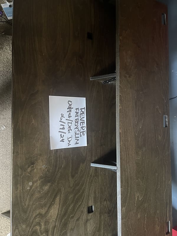 Output Platform Desk 2021 - Brown | Reverb