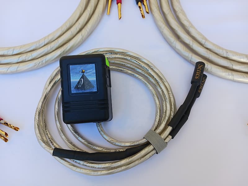 Synergistic Research ALPHA QUAD X Active Speaker Cables w/ | Reverb