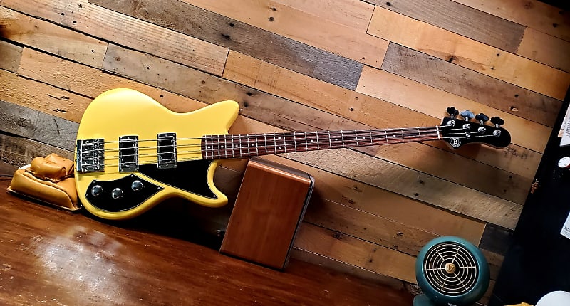 K. BUTLER GUITARS Shark Bass 2021 Yella | Reverb