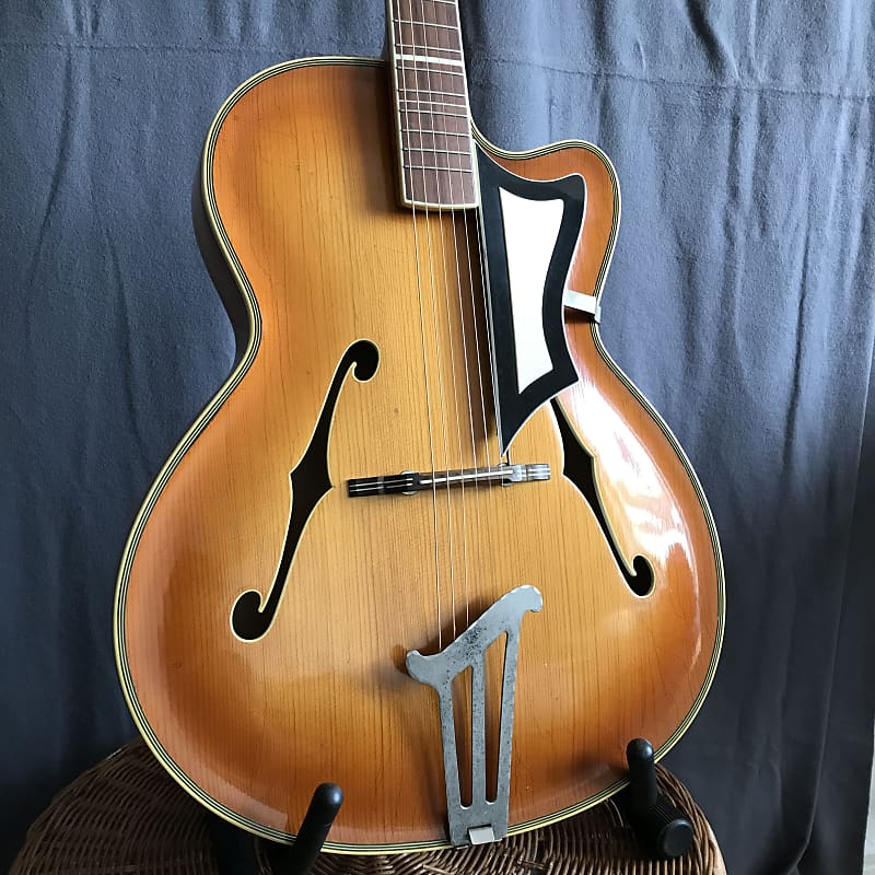 Vintage German all solid - jazz guitar with pickup | Reverb Portugal