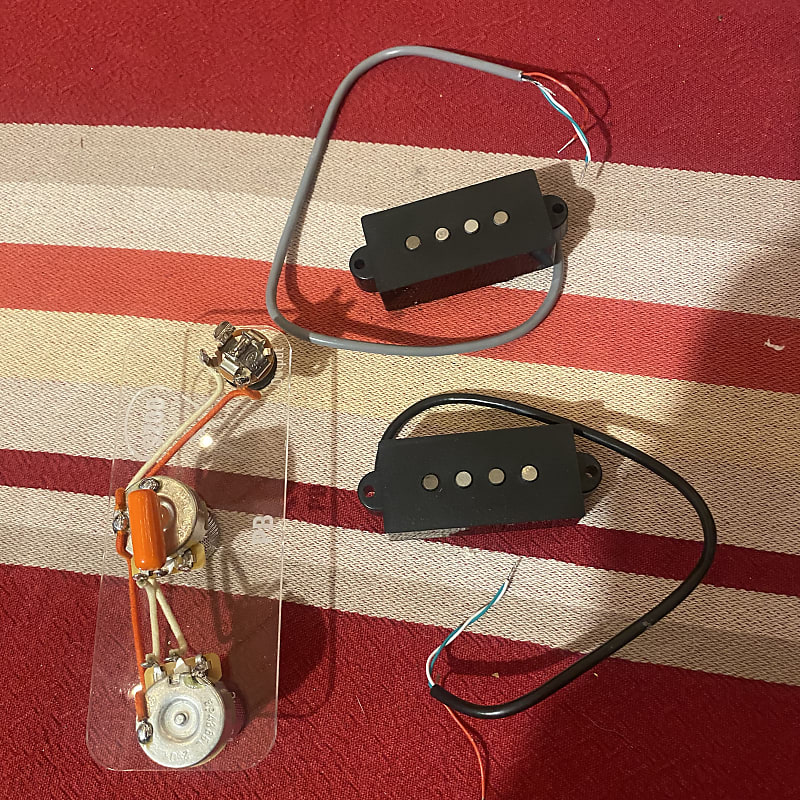 920D Custom PBass Groove Bass Pickups and Wiring Harness | Reverb