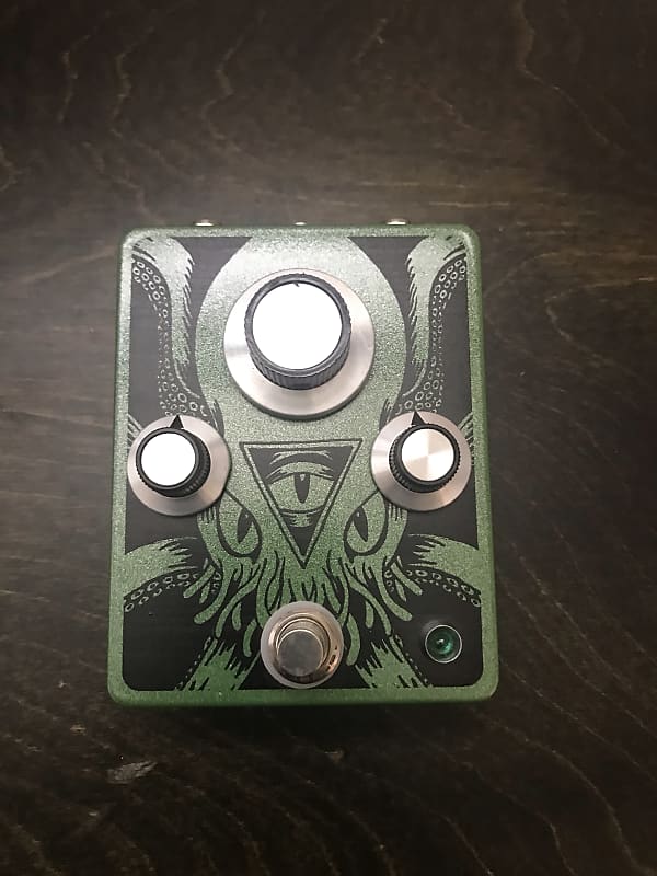 Dunwich Amplification Cthulhu Fuzz Sparkle Green | Reverb UK