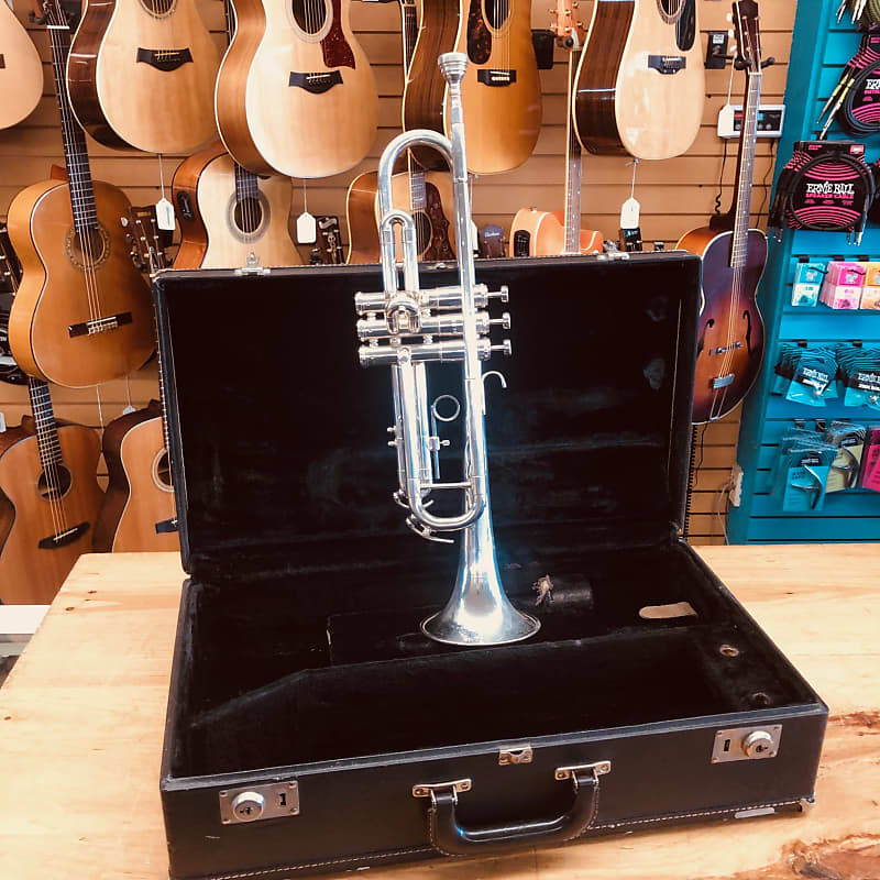 Getzen 590 Capri 2001 Bb Trumpet w/ Case - Made in USA | Reverb