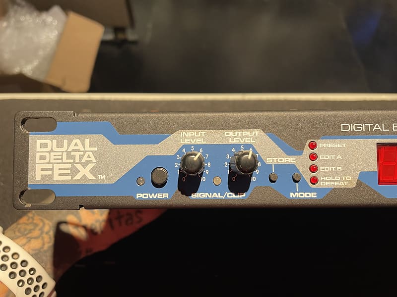 Peavey dual delta fex DDF2 2001 - 2010 - Blue | Reverb