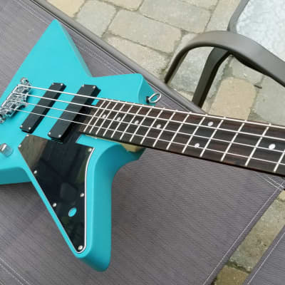 Explorer Bass Kit | Reverb