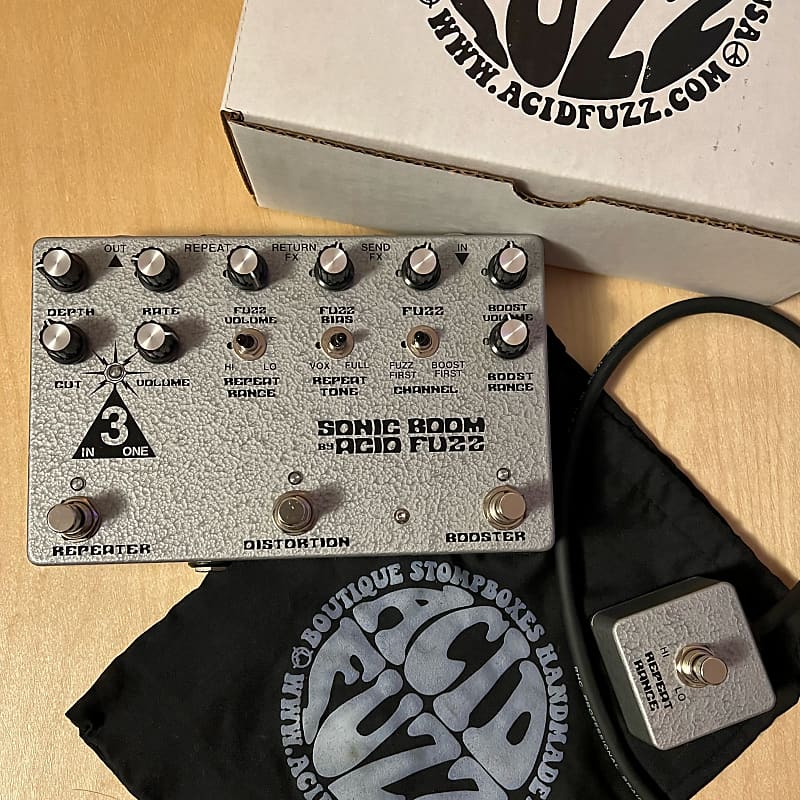 Acid Fuzz Sonic Boom + external Repeat Rate Footswitch | Reverb